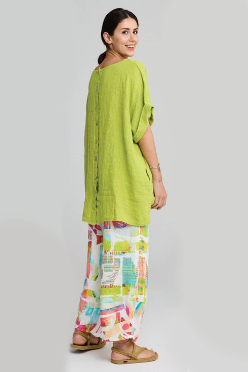 Vivid Button Back Woven Linen Tunic – Jessie Juniper
